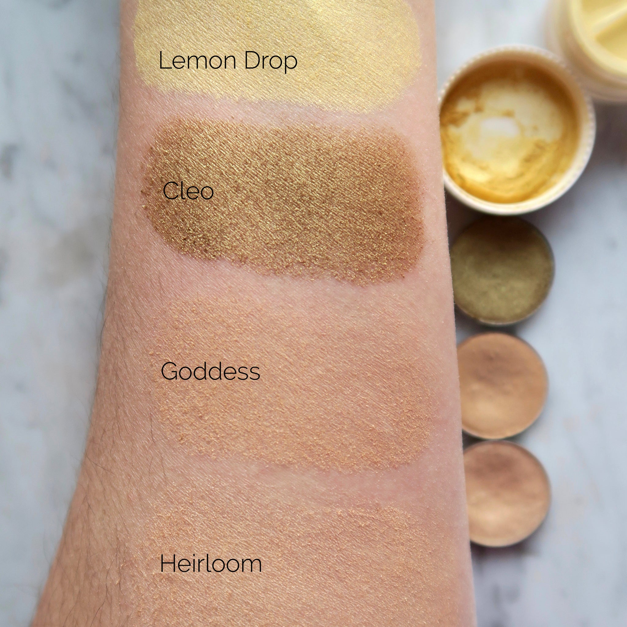 Heirloom • Pressed Eyeshadow Pigment – Root