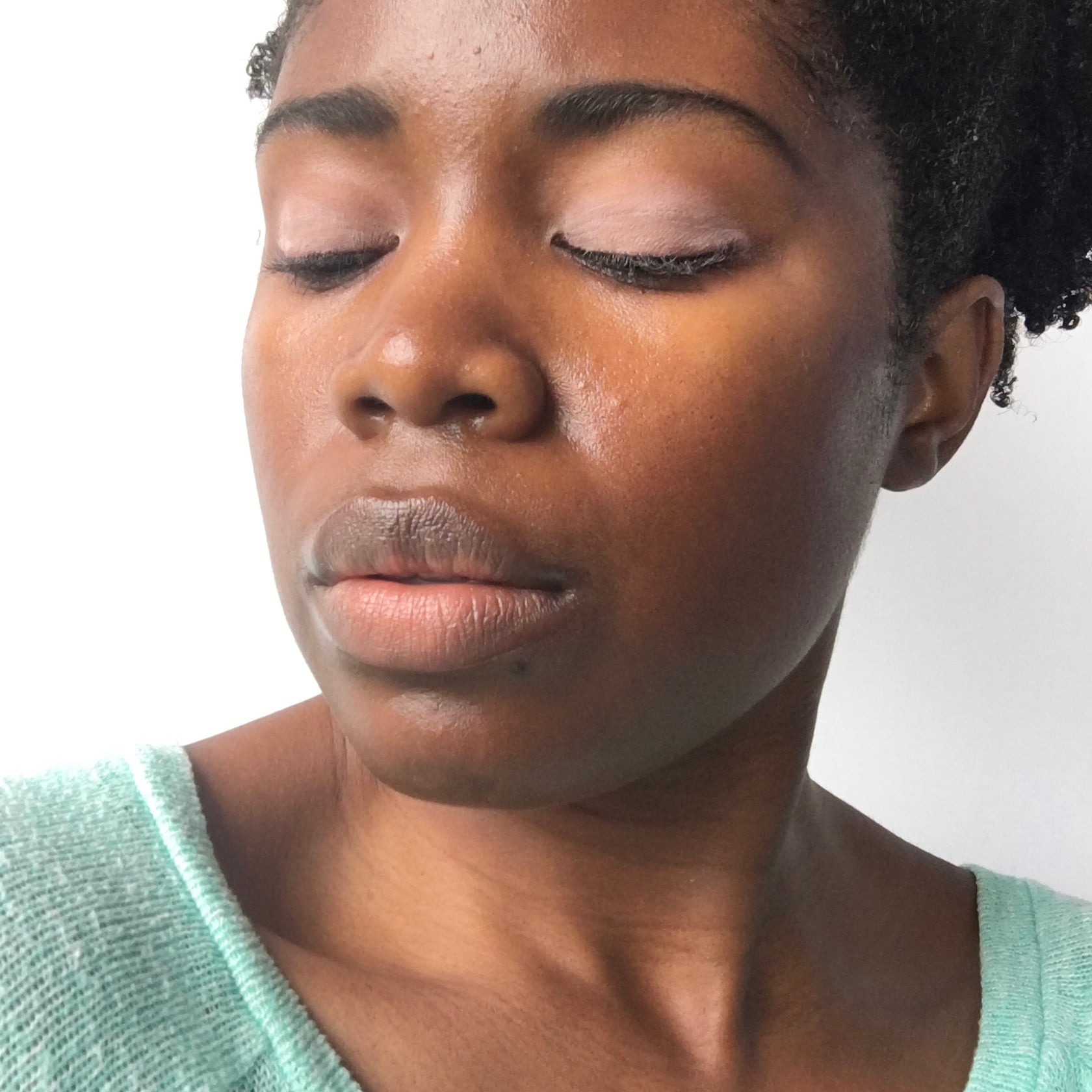 Smitten • Pressed Eyeshadow Pigment – Root